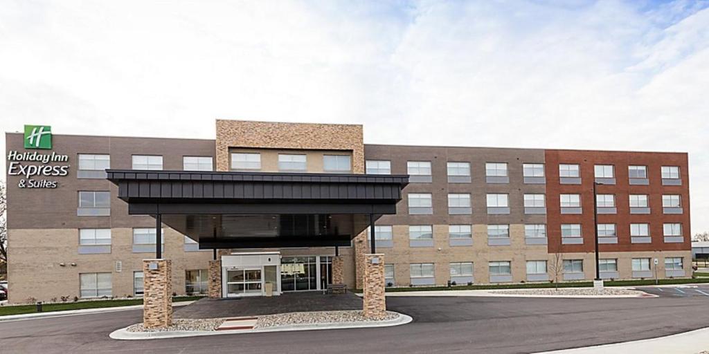 Holiday Inn Express & Suites - Michigan City by IHG, Michigan City ...