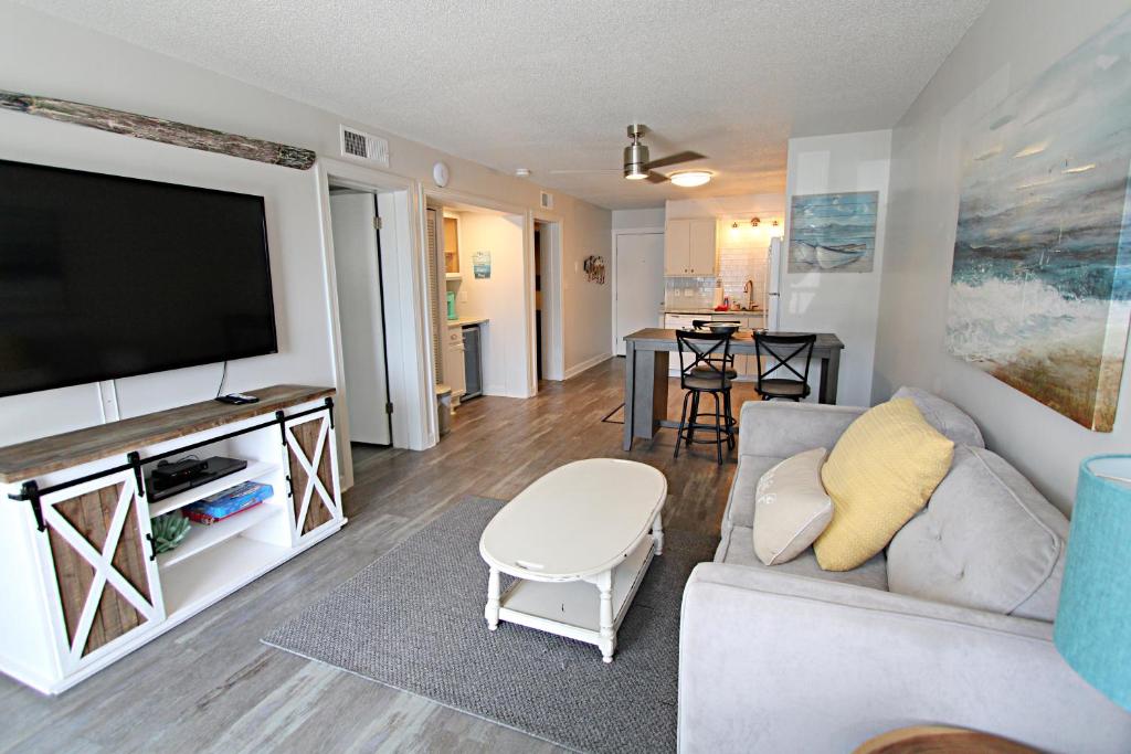 Gulf Shores Plantation 2112 Condo - Alabama