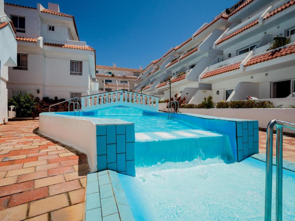 Las FLORITAS 80 Terrace and Swimming Pool, Playa de las Américas ...