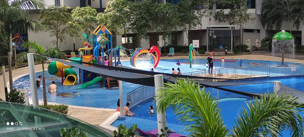 Atlantis Homestay Pool View by HwStay, Tranquerah (updated prices 2025)