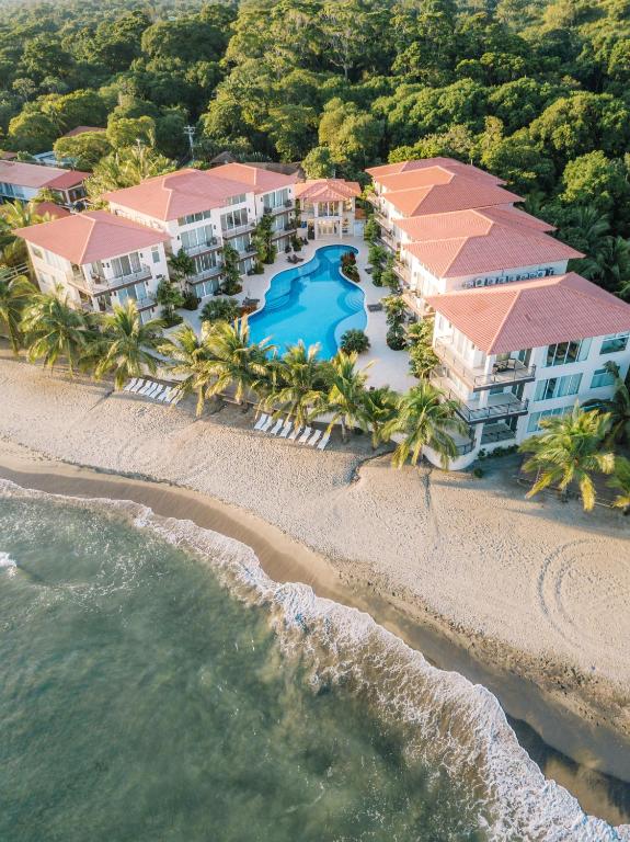 Hotel Playa Escondida Beach Club (Honduras Tela) - Booking.com
