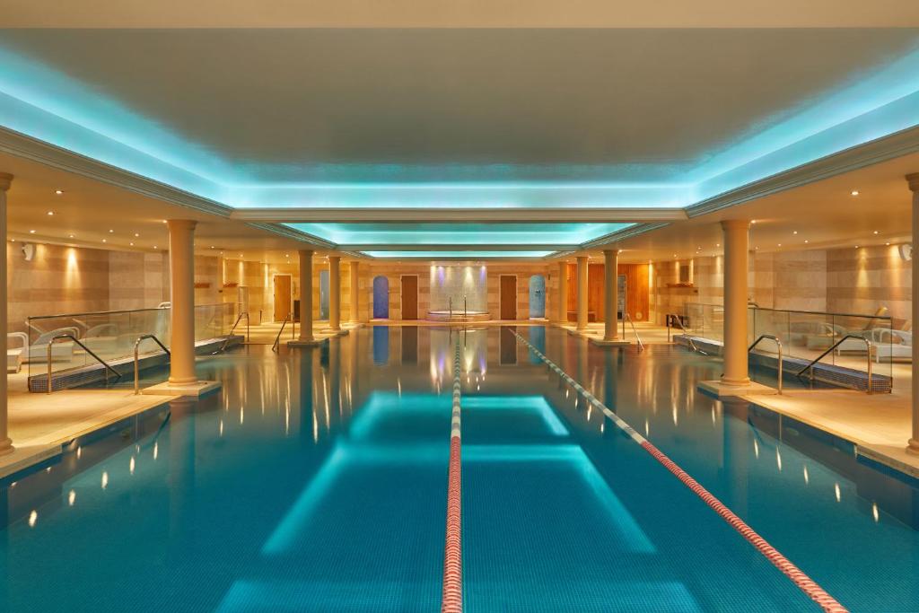 Lion Quays Resort, Chirk (updated prices 2025)