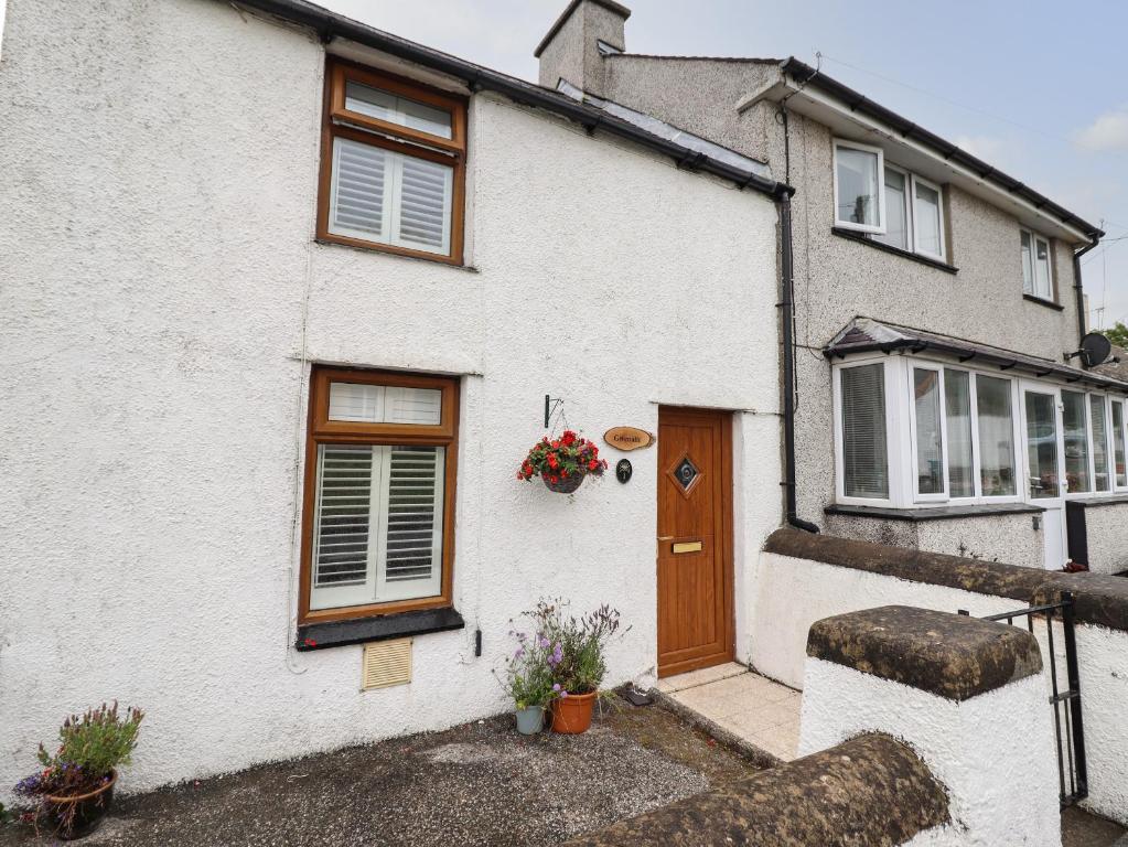 Gwenallt, Bodorgan (updated prices 2025)