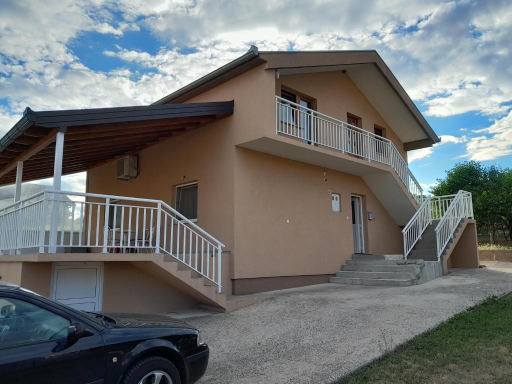 MARIA'S HOUSE, Stolac (updated prices 2025)