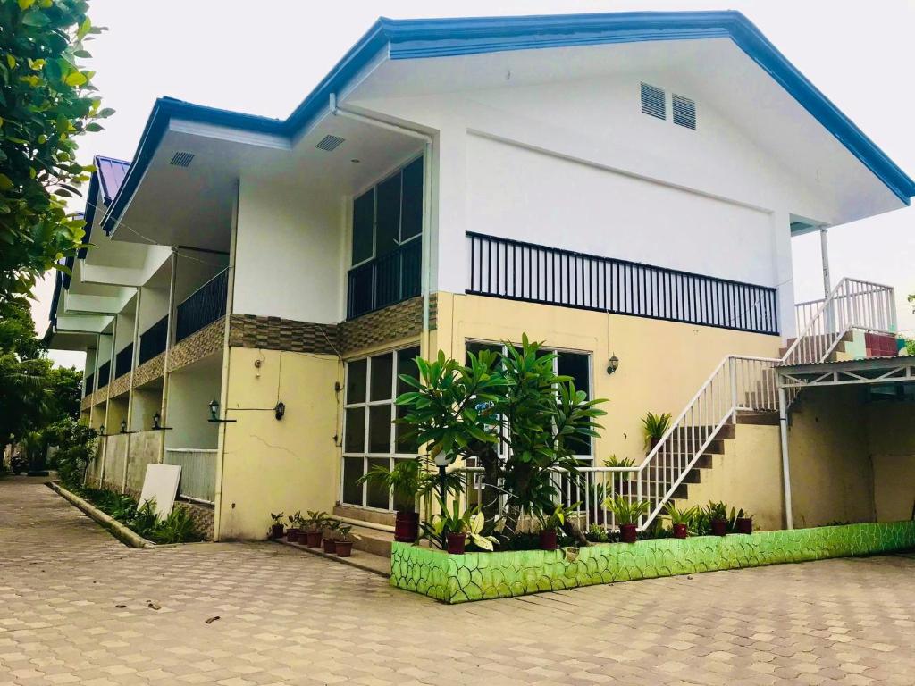 WJV INN Marigondon, Agus (updated prices 2026)