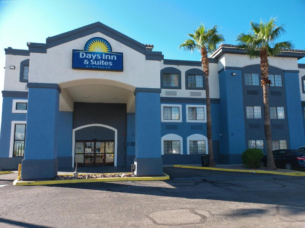 Days Inn & Suites by Wyndham Tucson/Marana, Tucson – Updated 2024 Prices