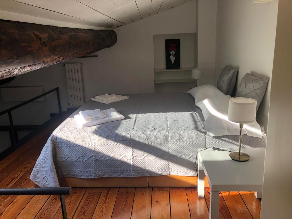 LA PETITE MAISON - Two-room apartment, Bergamo (updated prices 2026)
