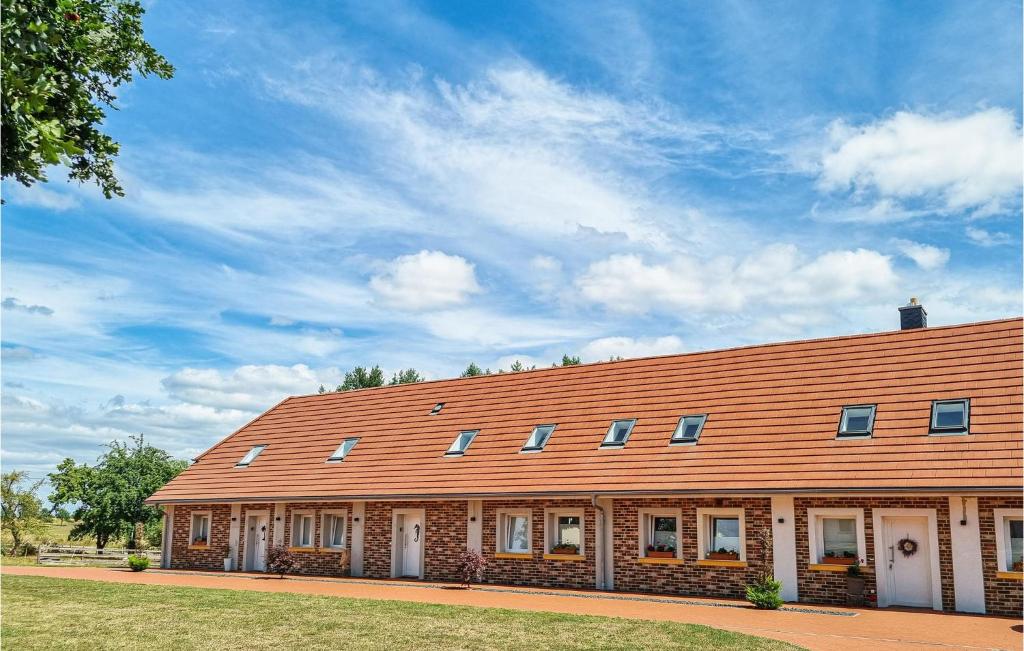 Amazing Apartment In Passow Ot Charlottenho, Zahren (aktualisierte ...