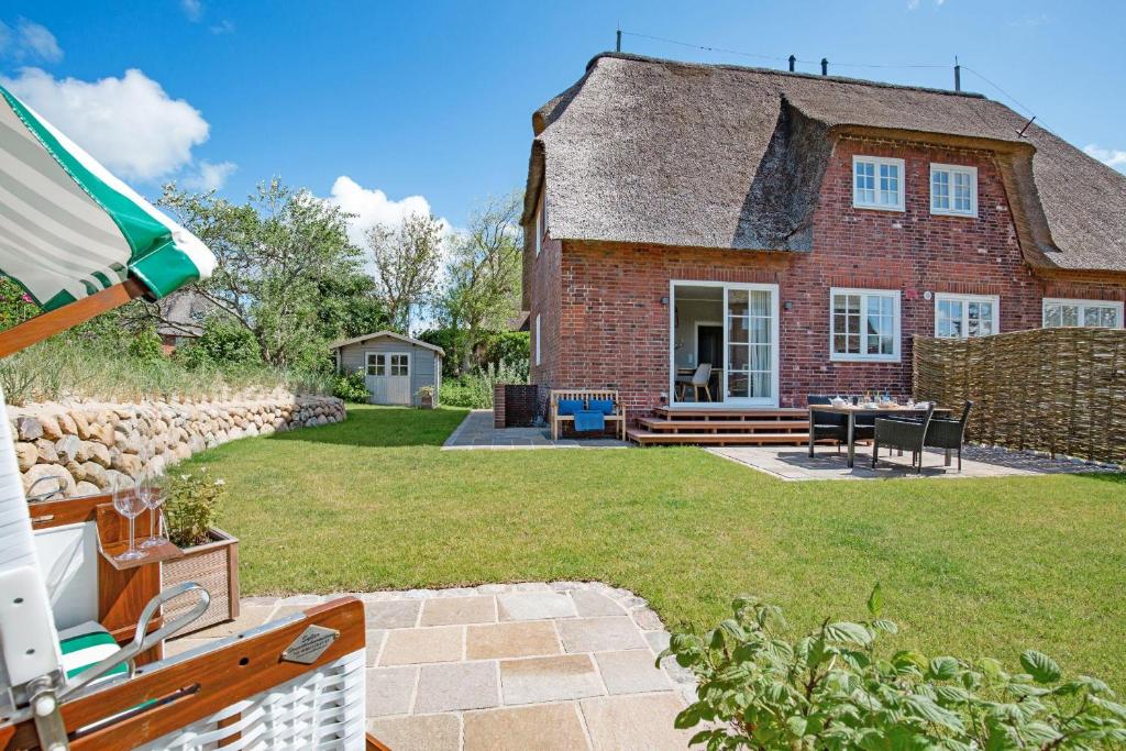 Knutt, List (updated prices 2025)