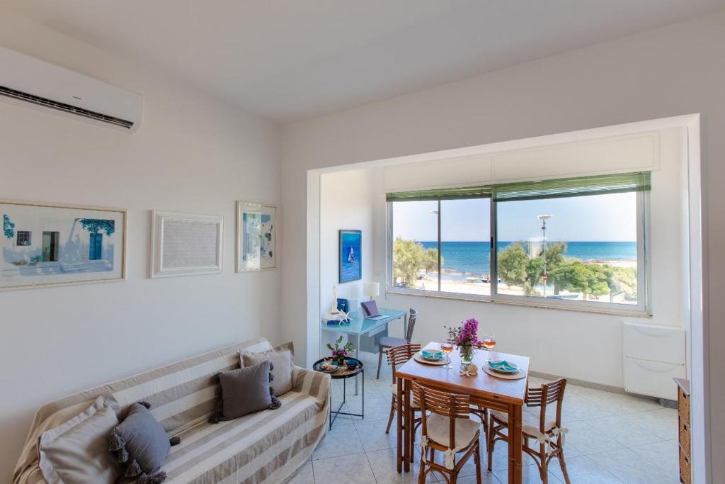 La vista mare da Rossella, Specchiolla (updated prices 2026)