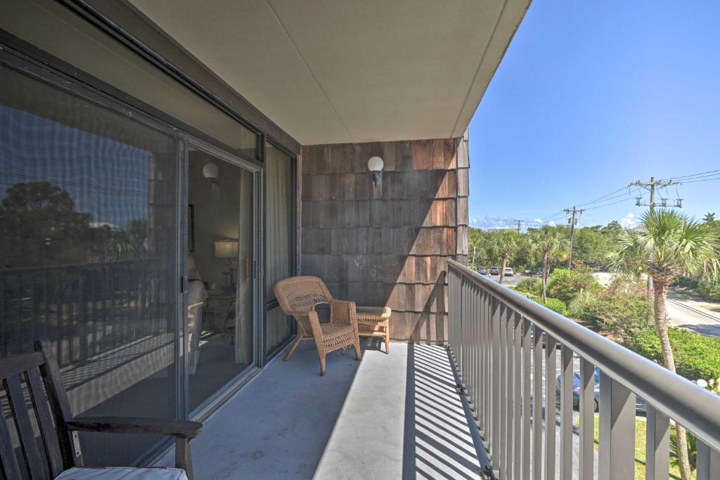 Pawleys Island Condo Retreat with Beach Access!, Pawleys Island ...