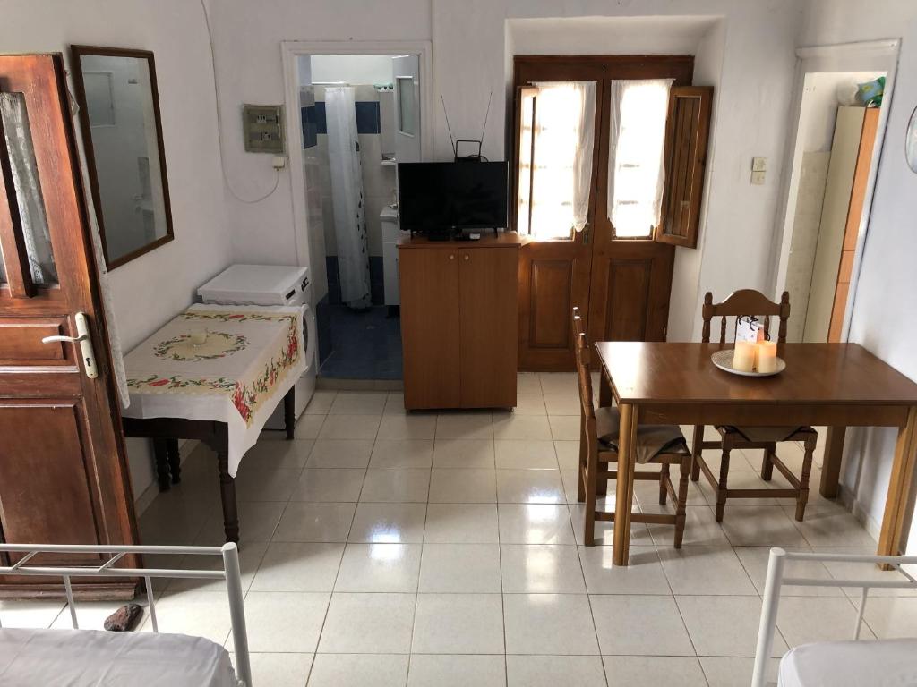Palaia katoikia Amazing View Pyrgos Santorini, Pirgos – Updated 2024 Prices