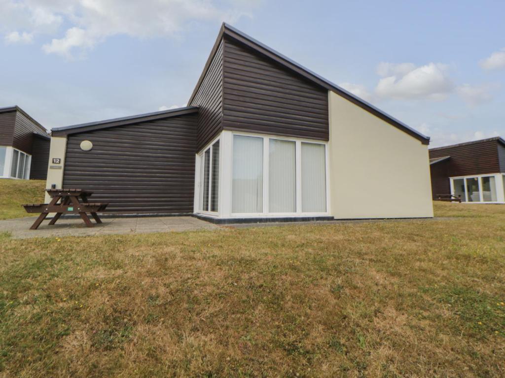 Harcombe House Bungalow 12, Newton Abbot (updated prices 2026)