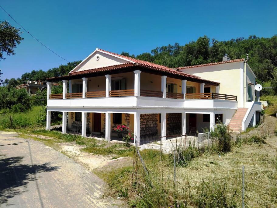 Perithia Cottage, Perítheia (prezzi aggiornati per il 2025)