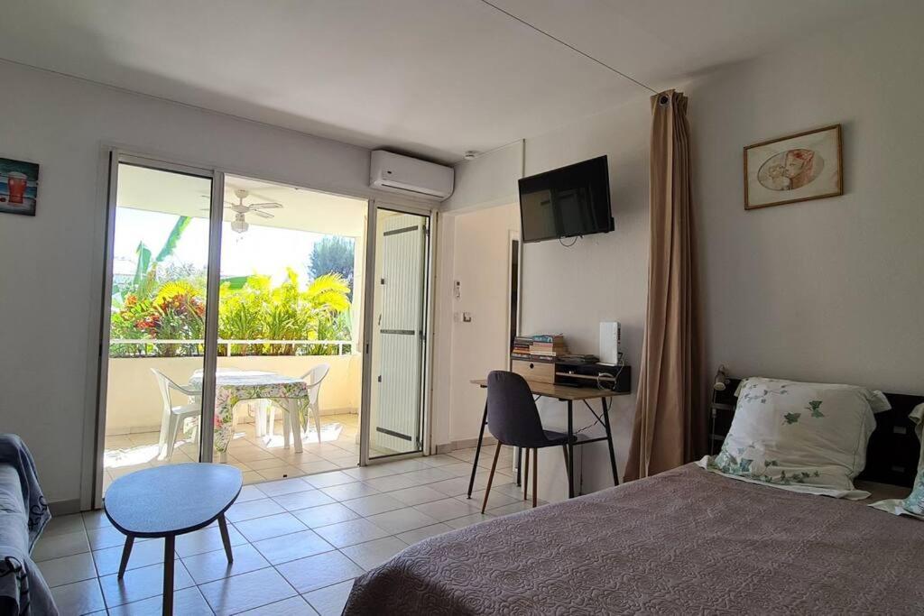 Grand T1 de 42m2 a l'Ermitage, L'Ermitage-Les-Bains (ažurirane cene za ...