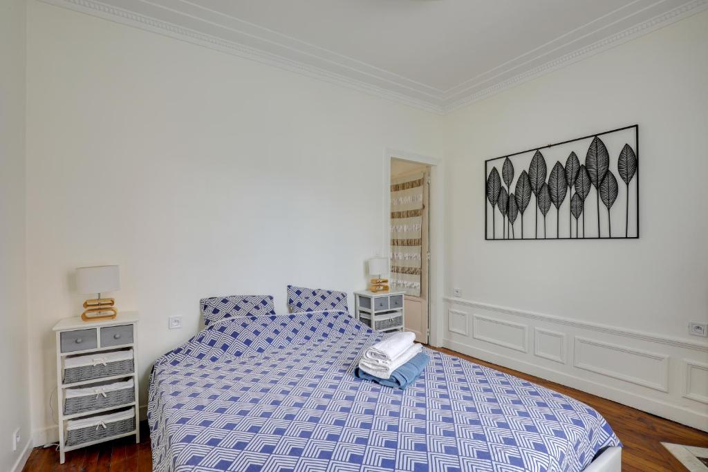 La campagne à PARIS, Arcueil (updated prices 2025)