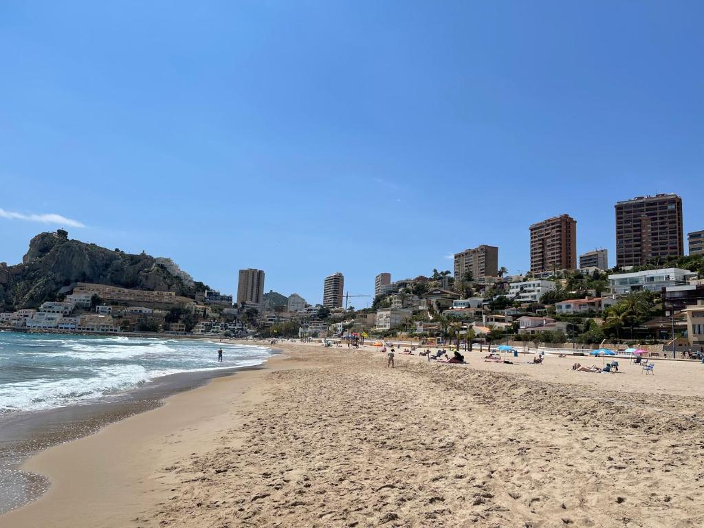 Spanish Sunrise, Benidorm (updated prices 2024)