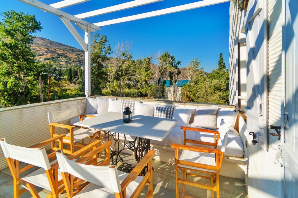 Summer Retreat, 50m from Gialia Beach by Explore Andros, Andros ...