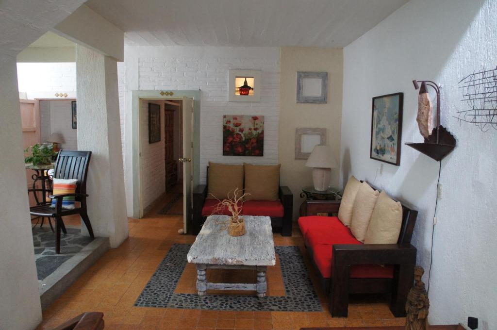 Casamar Is Located In Romantic Old P. Vallarta. There Is Sth For Every Visitor - Puerto Vallarta