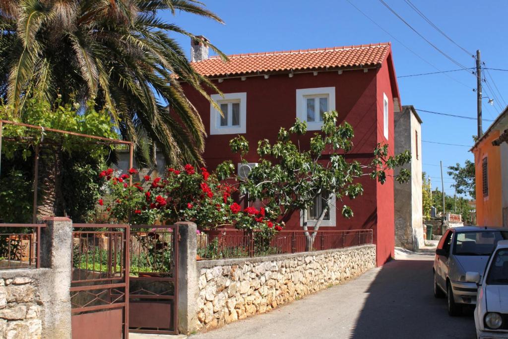 Holiday house with a parking space Lukoran (Ugljan) - 6234, Lukoran ...