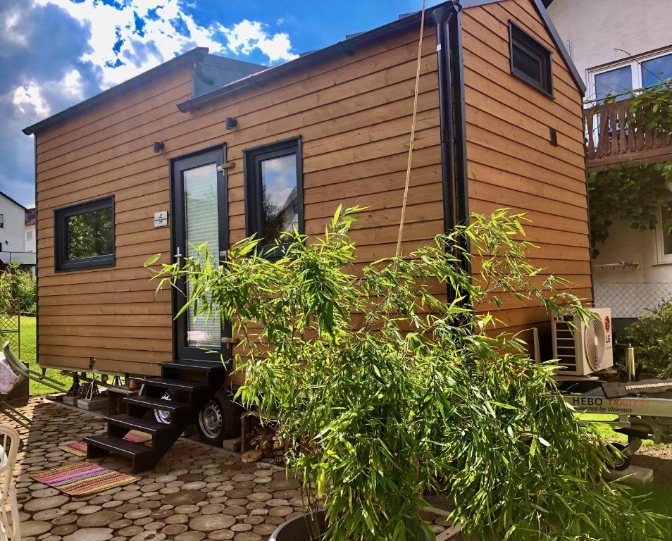 Tiny House mit Saunafass und Garten, Brensbach (updated prices 2025)