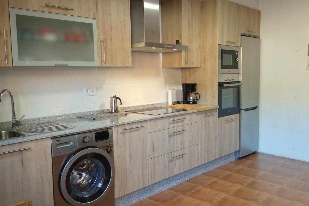 Cuberto Darriba - Casa restaurada en Canedo, Carnota (precios ...