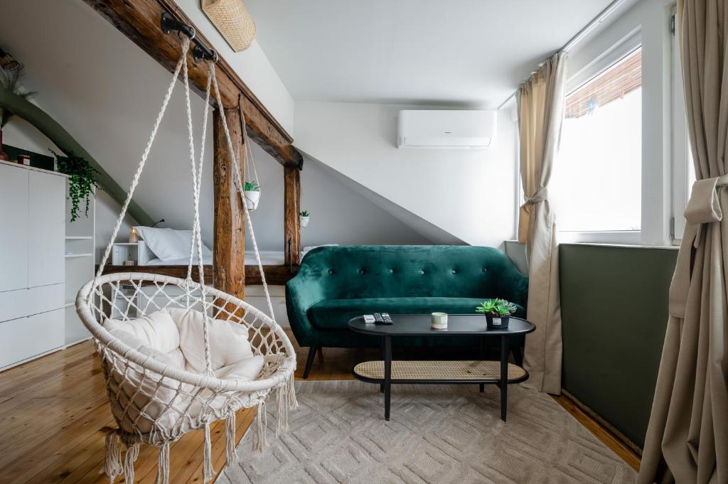 Sky-View Studio with Cozy Boho Vibes, Sofia (updated prices 2025)