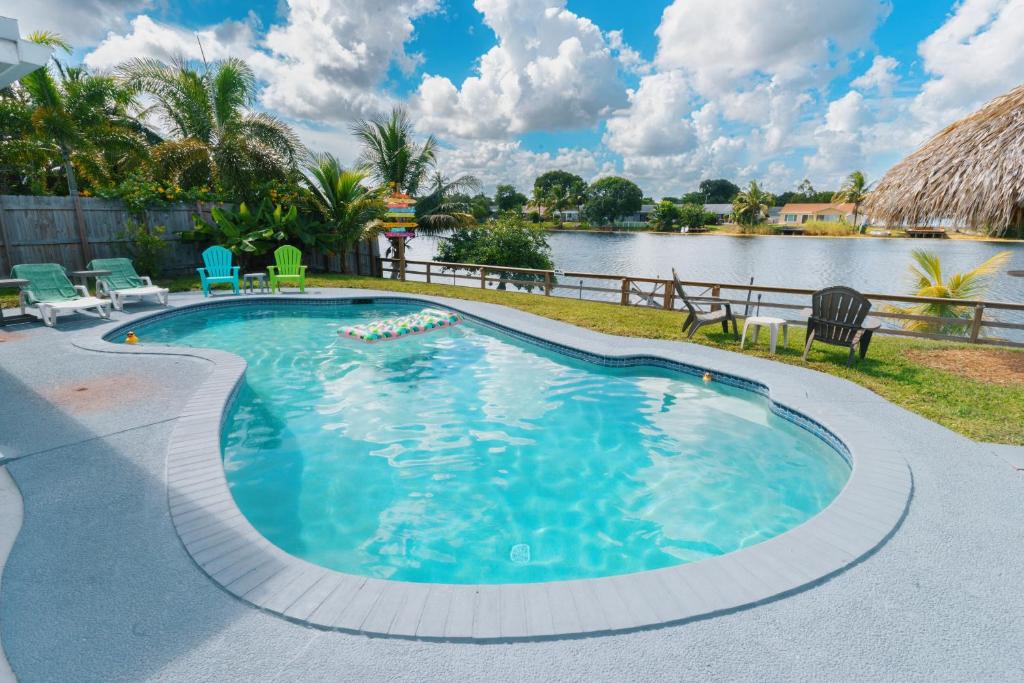 The Sunset Dream - Villa Pool Lake for Families, Fort Lauderdale ...
