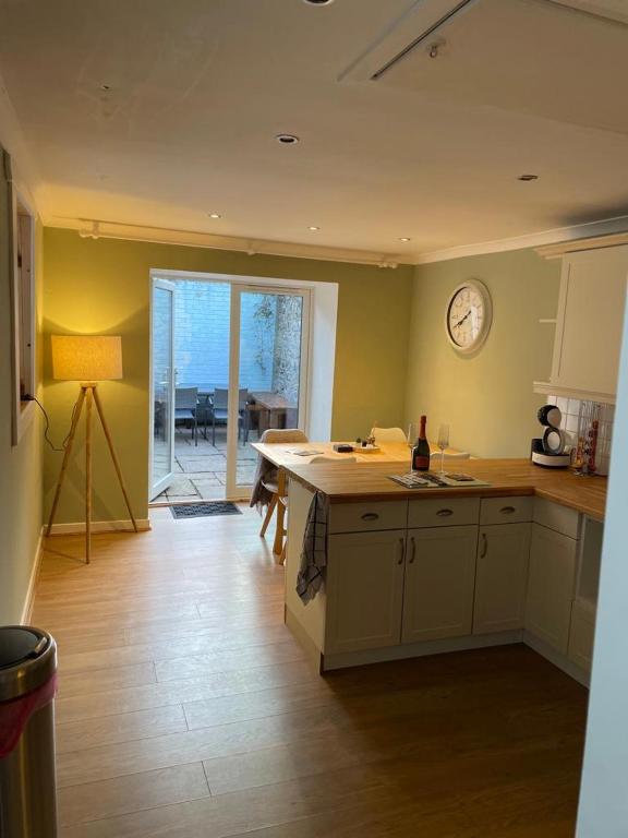 Pretty Ground Cottage in Comrie, Comrie (updated prices 2026)
