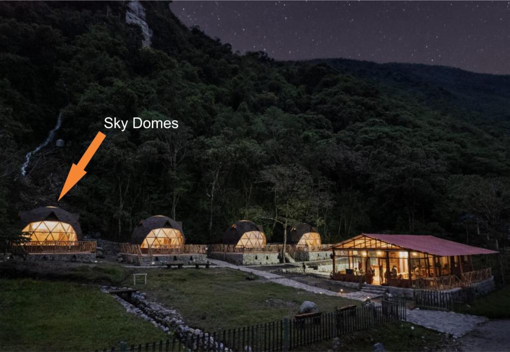 Majestic Sky Domes Eco Lodge（サンタ・テレサ）：（最新料金：2024年）
