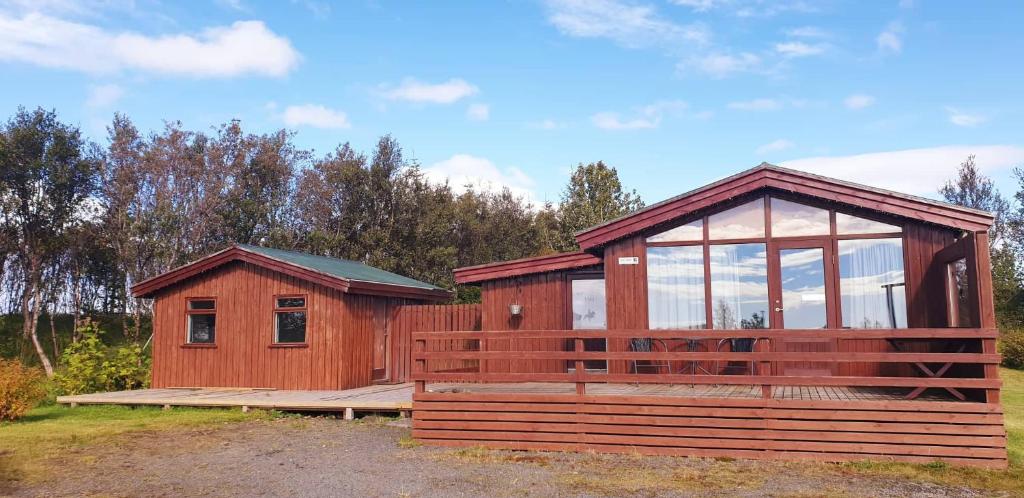 Homestay In The Old Family Cottage, Good Views. - Islândia