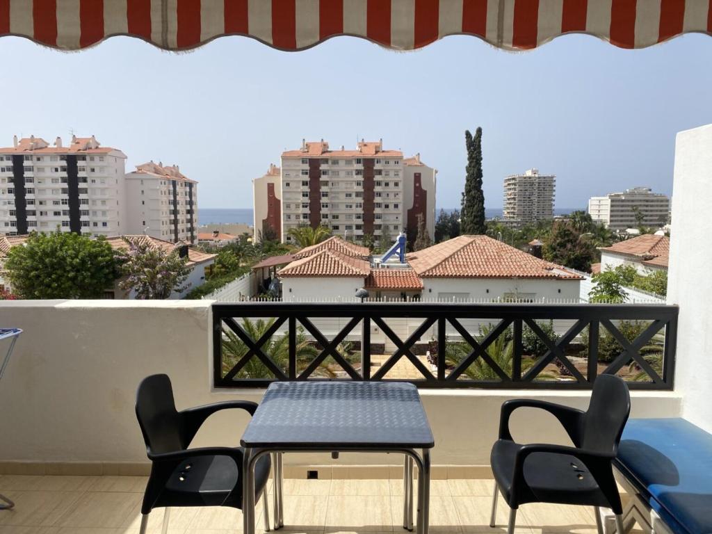 Apart Hotel 1 bed Apartment 7B2, Victoria Court 1, Los Cristianos ...