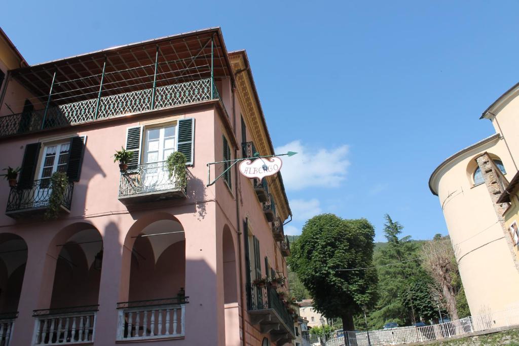 Albergo Dell'Angelo, Pieve di Teco (updated prices 2025)