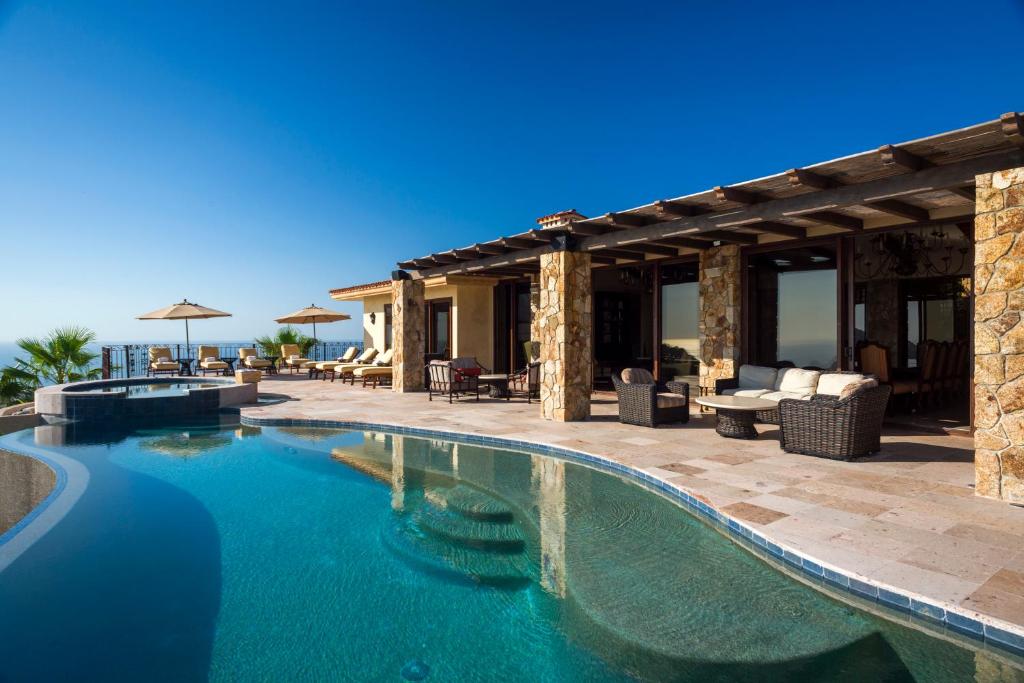 Casa Cielo Iconic Property With Spectacular Views, Great For Big Groups - Cabo San Lucas
