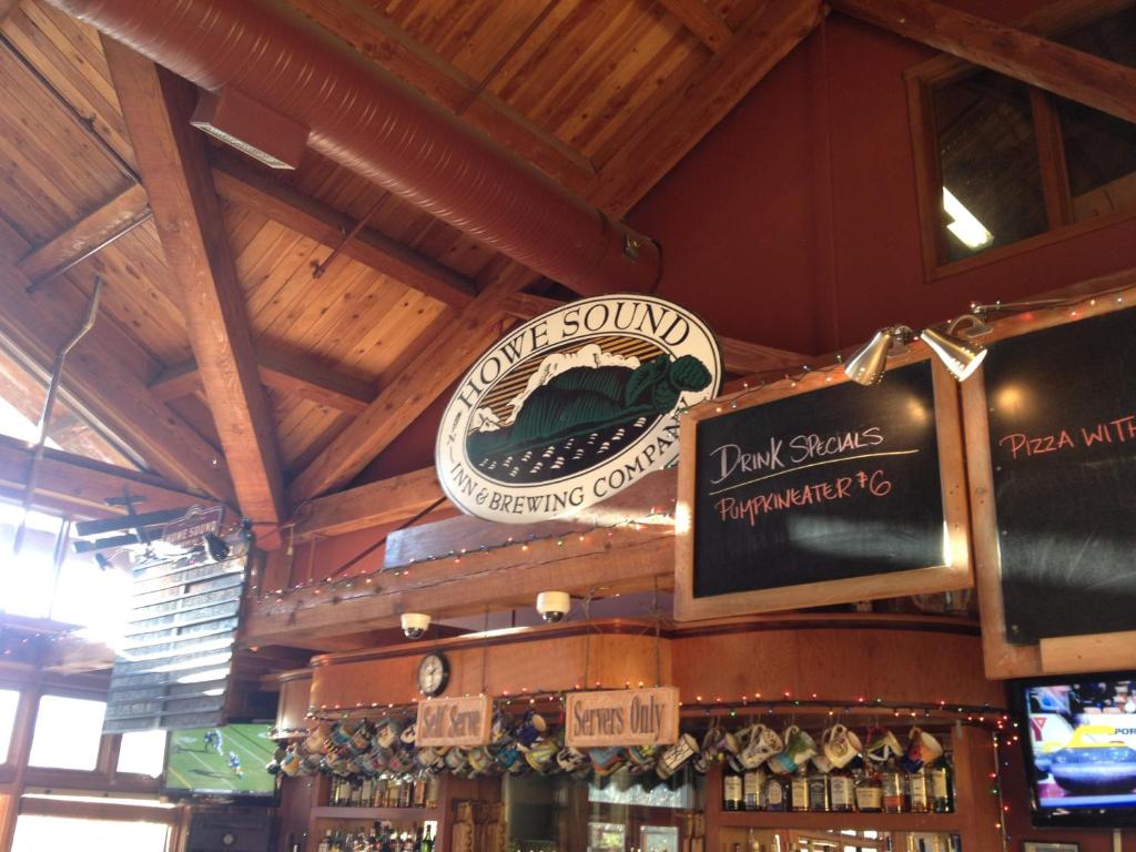 Howe Sound Inn & Brewing Company, Squamish (updated prices 2025)