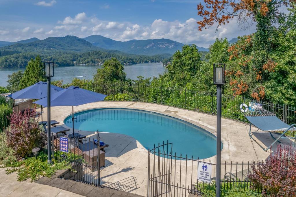 Panoramic Pool Paradise, Lake Lure (updated prices 2025)