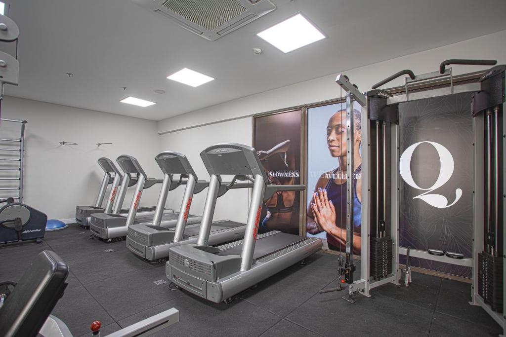 QOYA Hotel Curitiba, Curio Collection by Hilton, Curitiba (updated ...