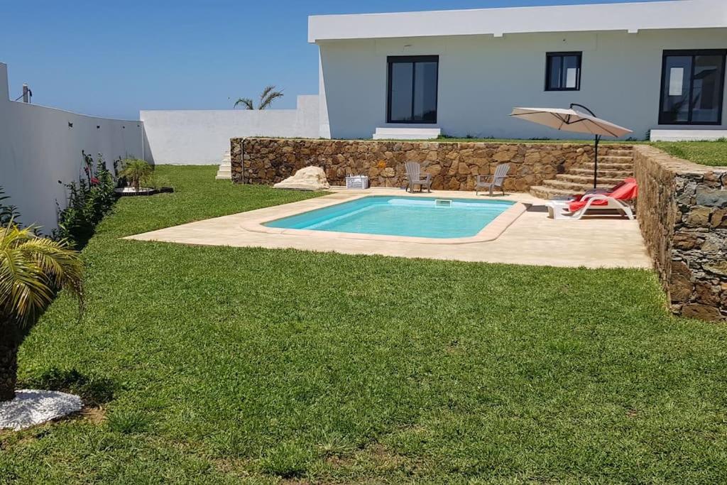 SUPERBE VILLA VUE SUR MER PISCINE SANS VIS-A-VIS, Asilah (updated prices 2024)