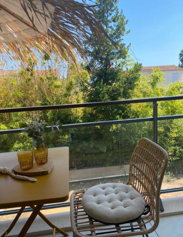 Superbe Studio Avec Piscine Entre Cannes & Antibes - Antibes
