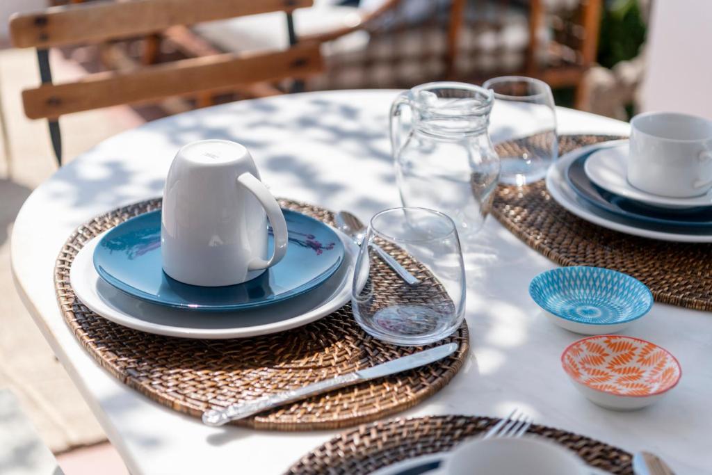 Cycladic Aura - Traditional Holiday Cottage, Finikas (updated prices 2025)