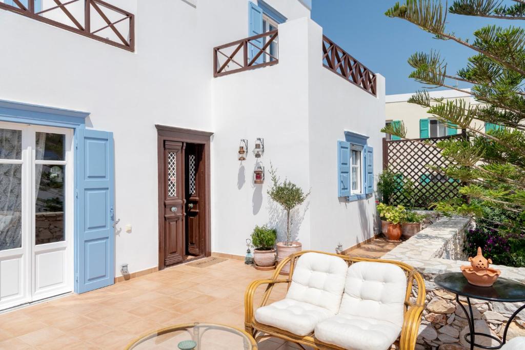 Cycladic Aura - Traditional Holiday Cottage, Finikas (updated prices 2025)