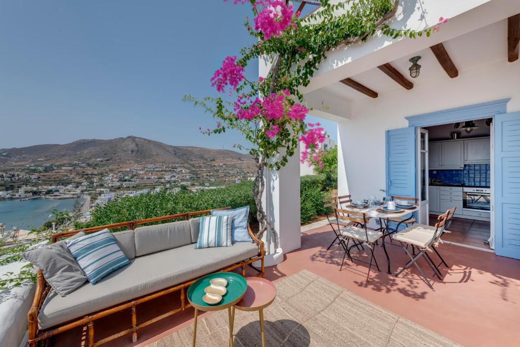 Cycladic Aura - Traditional Holiday Cottage, Finikas (updated prices 2025)