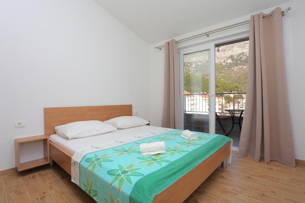 Apartments by the sea Drvenik Donja vala, Makarska - 18027, Drvenik ...