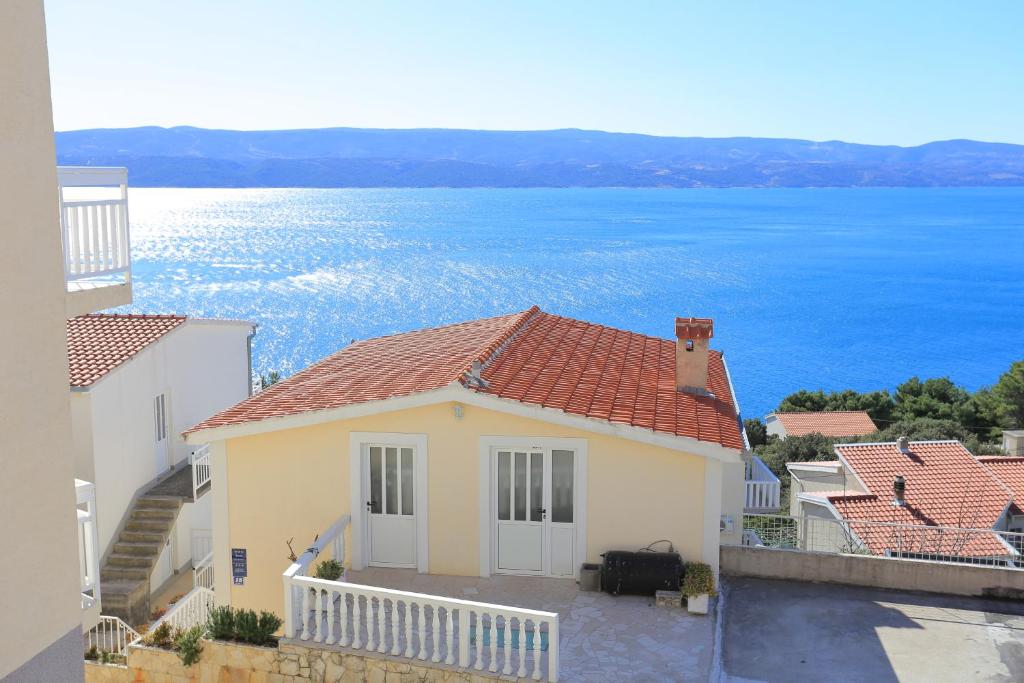 Apartments with a parking space Stanici, Omis - 18172, Omiš (updated ...