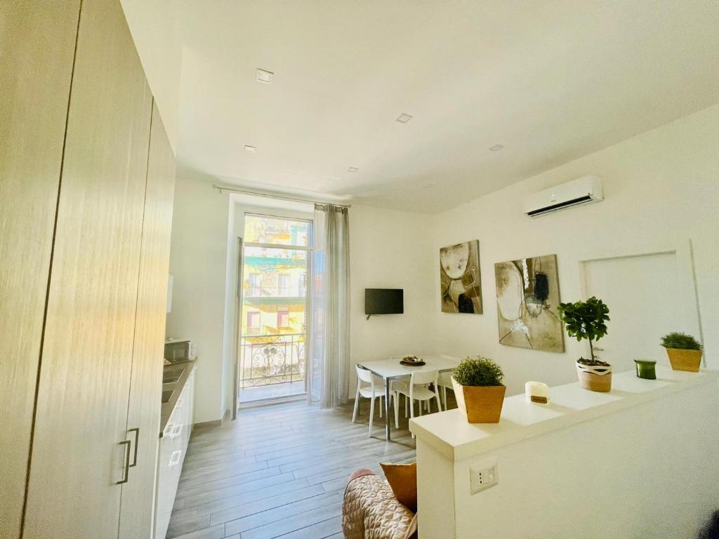 Dimora Centrale Home, Naples – Updated 2024 Prices