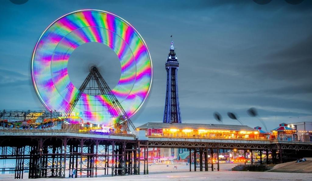 Blackpool Central Apartments - 1st Floor - 3 Bedrooms, Blackpool ...