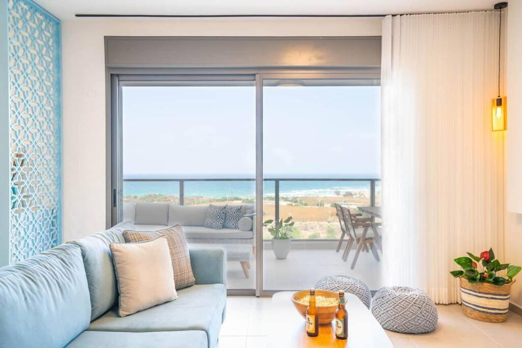Mini Penthouse 3BR Huge Balcony Open SeaView, Nahariyya (prezzi ...