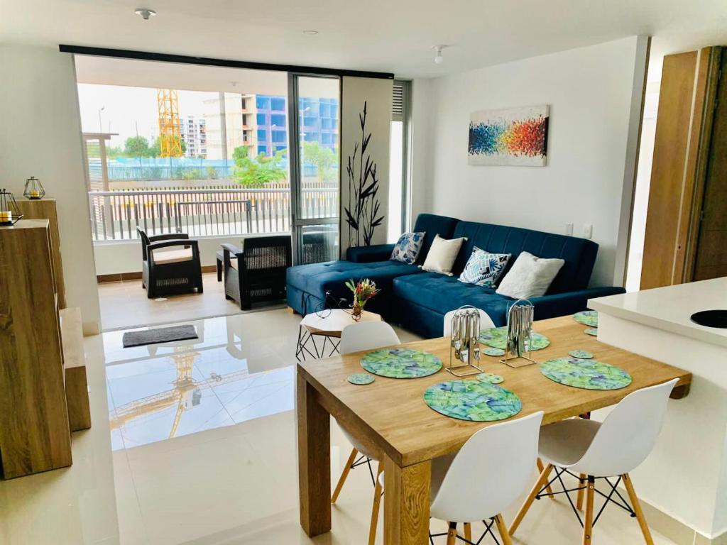 Hermoso Y Amplio Apartamento, Club House Ricaurte - Ricaurte