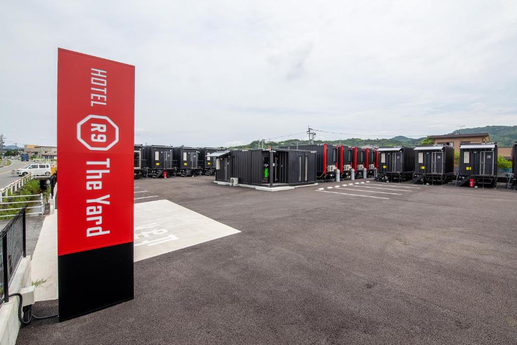 HOTEL R9 The Yard Uki, Uki (updated prices 2026)