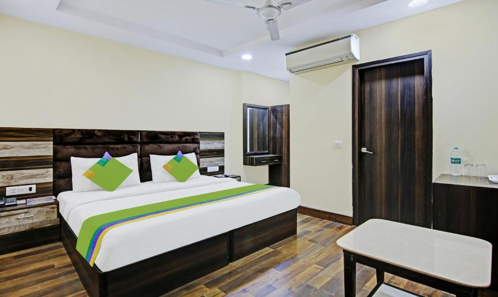 Treebo Trend Singh Continental - Delhi